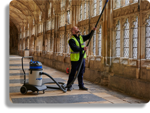 skyVac High Reach Internal Cleaning
